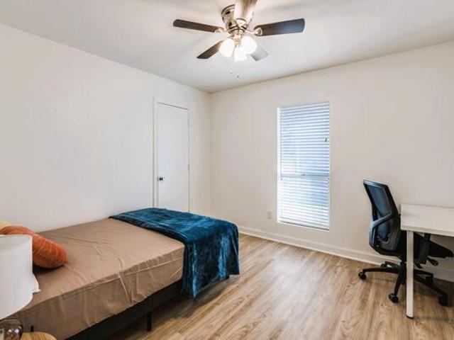 Live in the heart center of Plano near Frisco