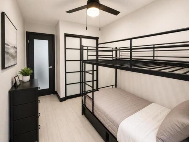 Live in the South Bay West Carson!