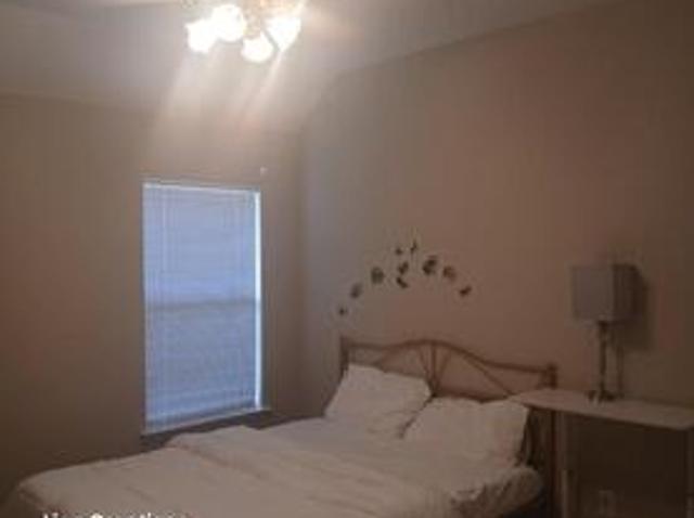 Live in Village Of Oak Lake, a 1 hours 28 minutes drive to transit stop Bellaire Blvd @ Corta Calle Dr
