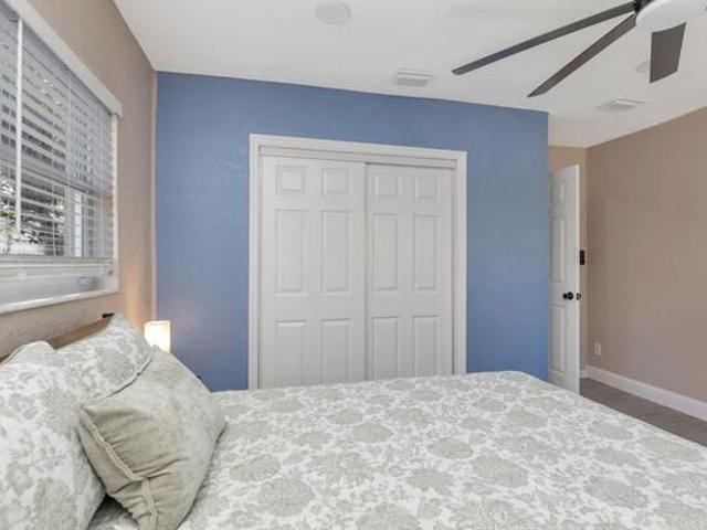 Live in Wildwood Heights | ‍ 2 Min Walk to Transit