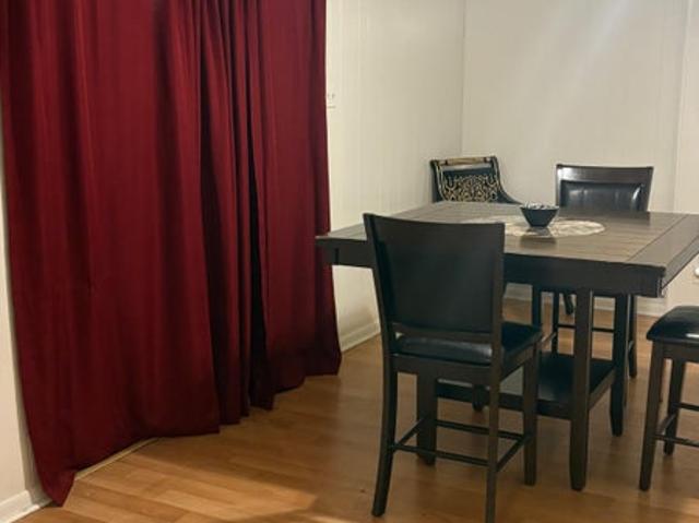 Live in Wolf Creek, a 2 minute walk to transit sto