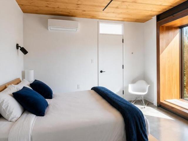 Live in Yucca Valley, a 8 minute walk to transit stop Aberdeen & Yucca Mesa