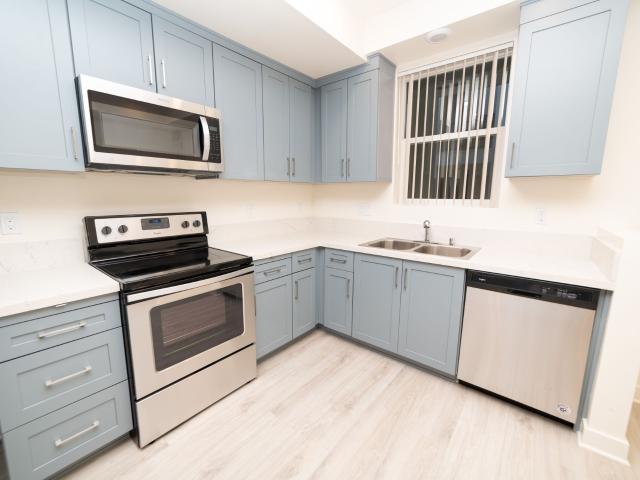 Live the Vibe – Modern Comfort in the Heart of North Hollywood Now Leasing!