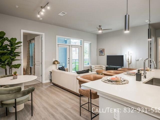 Live the Lifestyle You Deserve 1/1!