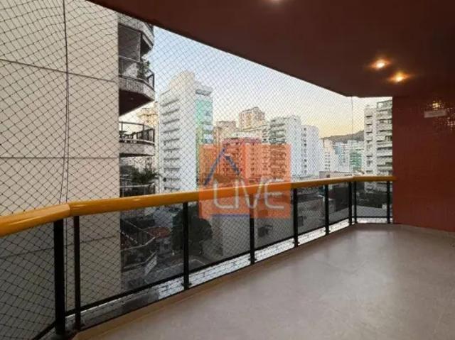 LIVE VENDE: Apartamento com 4 quartos, sendo 2 suítes e 3 vagas, 140 m² por R$ 1.750.000 Icaraí