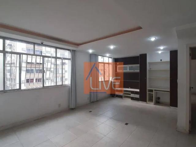 LIVE VENDE: Apartamento com 3 quartos, sendo 1 suíte e vaga, 110 m² por R$ 790.000 Icaraí Niteró