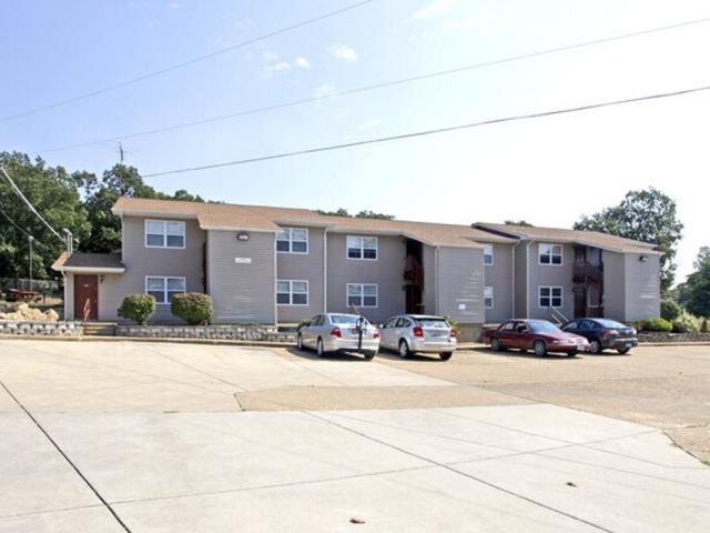 Live your best life in St. Clair at 1040 Plaza Ct