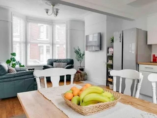 Liverpool, L18 1LX, United Kingdom | 4 bed house for rent #100253299 | Rentberry