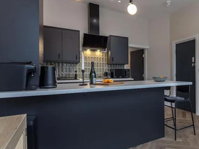 Liverpool, L19 0PB, United Kingdom | 1 bed apartment for rent #121484774 | Rentberry