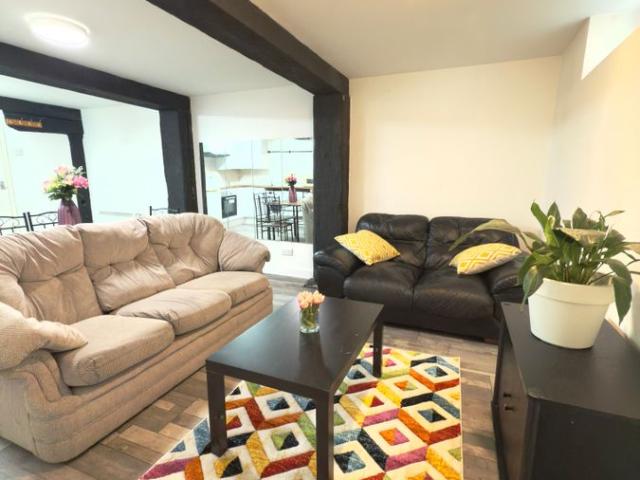 Liverpool L1, 1 bed flat to rent, £1,150 pcm | PrimeLocation