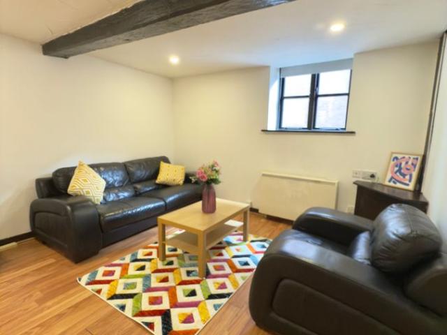 Liverpool L1, 1 bed flat to rent, £925 pcm | PrimeLocation