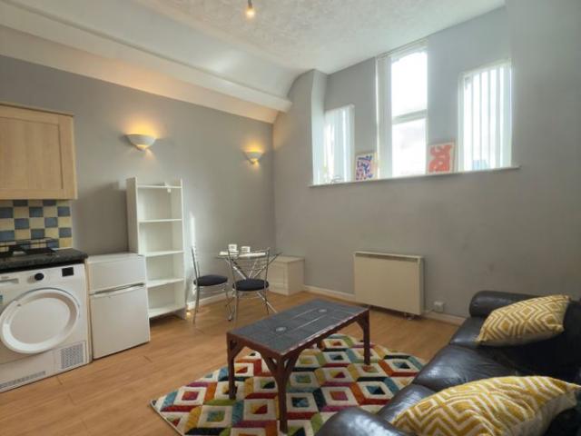 Liverpool L1, 1 bed flat to rent, £925 pcm | PrimeLocation
