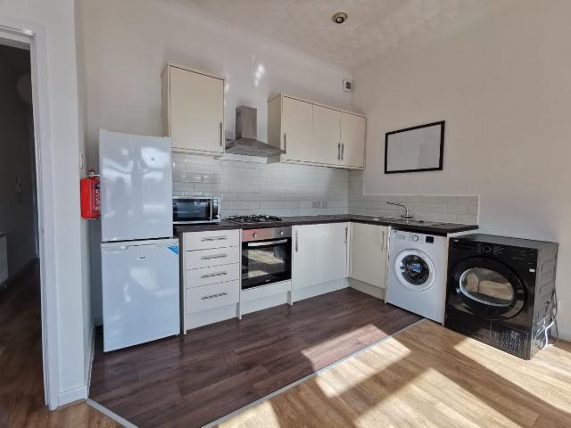 Liverpool L1, Room to rent, £950 pcm | PrimeLocation