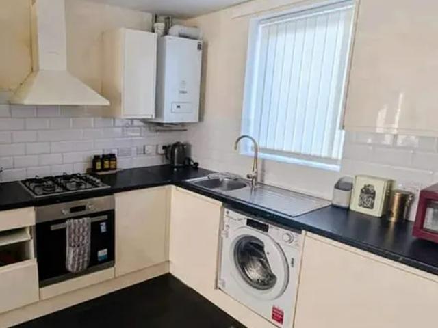 Liverpool, L5 2PY, United Kingdom | 3 bed condo for rent #161187965 | Rentberry