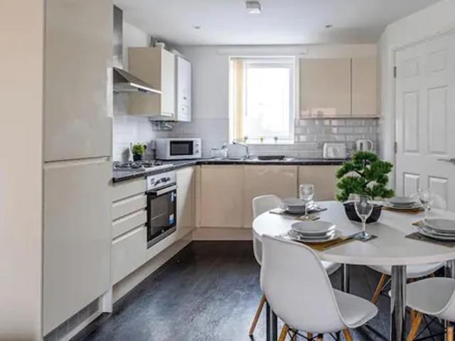 Liverpool, L5 2PY, United Kingdom | 5 bed townhouse for rent #96363819 | Rentberry