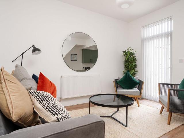 Liverpool L6 4 bed terraced house to rent £2,167 pcm £500 pw