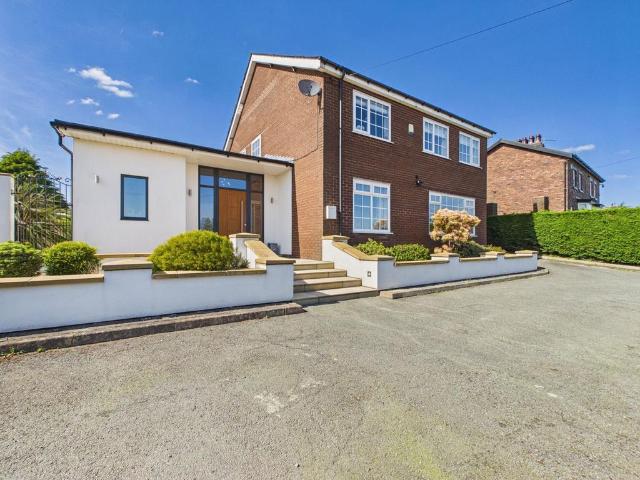 Liverpool Road, Bickerstaffe, L39 4 bed detached house to rent £2,350 pcm £542 pw