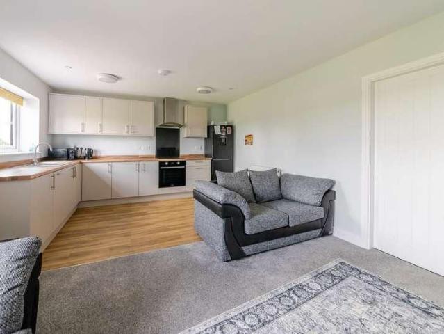 Liverpool Road, Buckley, CH7