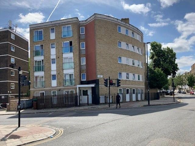 Liverpool Road, North London, Holloway, Islington N7, 3 bed flat to rent, £2,882 pcm | PrimeLocation