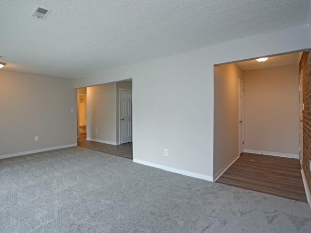 LivGreen Gardens 3 Bedroom Apartment for Rent at 3128 Utah Pl, Greensboro, NC 27405