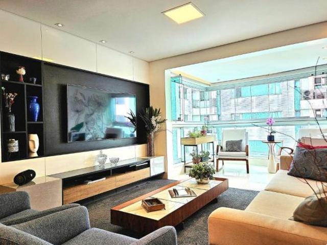 LIVING PARK SUL 4 QUARTOS 2 GARAGENS
