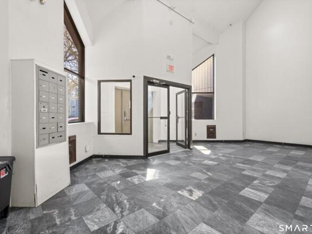 Livingston Pl Unit,bridgeport, Condo For Sale