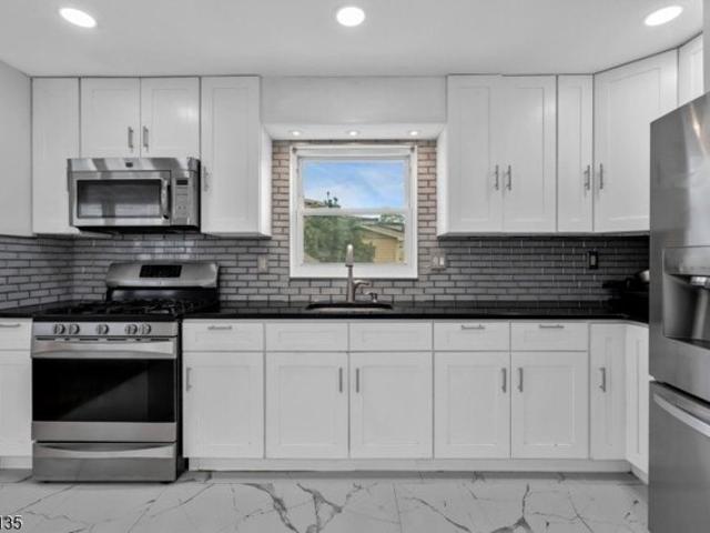 Livingston Rd, Linden, Home For Sale