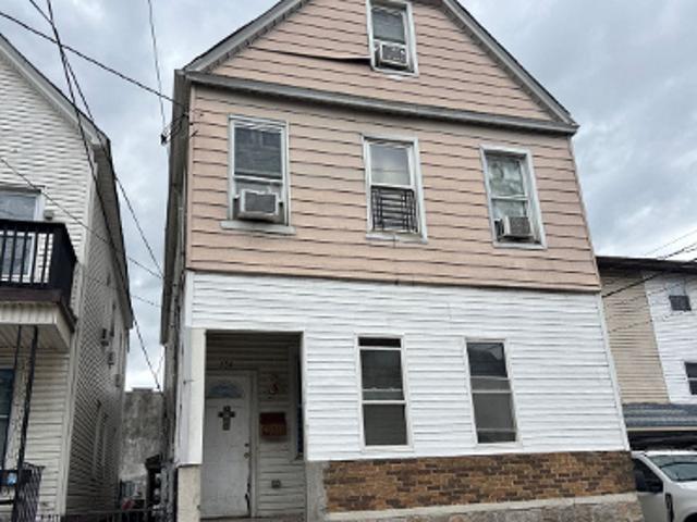 Livingston St