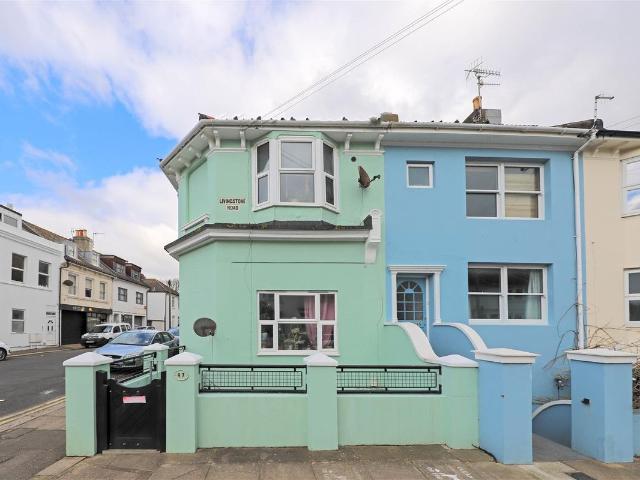 Livingstone Road, Hove BN3, 2 bed flat to rent, £1,300 pcm | PrimeLocation