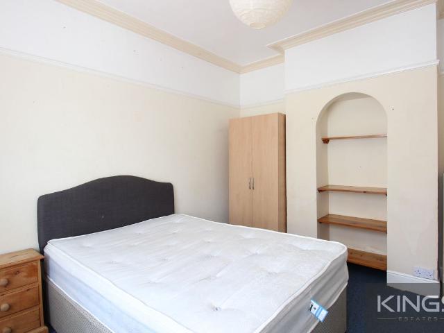 Livingstone Road, Southampton SO14, 3 bed terraced house to rent, £1,500 pcm | PrimeLocation