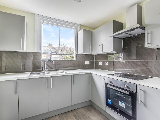 Lizban Street, Blackheath, London SE3, 3 bed detached house to rent, £2,200 pcm | PrimeLocation