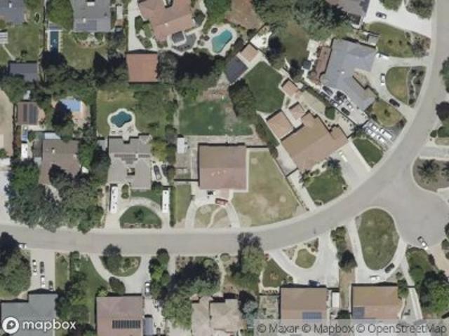 Loma Verde Dr