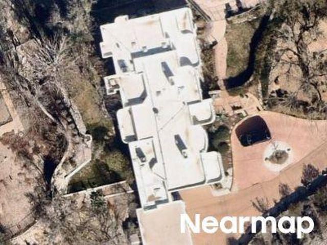 Loma Verde Ln