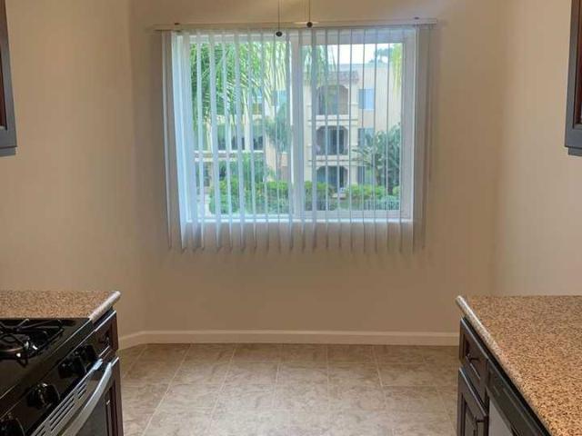 Loma Village Apartments 1 Bedroom Apartment for Rent at 3175 Cauby St, San Diego, CA 92110 Midway District