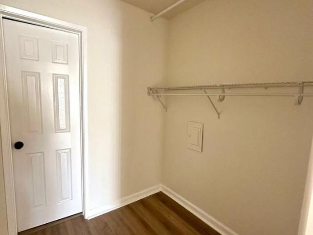 Loma Village Apartments 2 Bedroom Apartment for Rent at 3175 Cauby St, San Diego, CA 92110 Midway District
