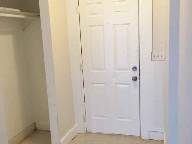 lombard2 2 Bedroom Apartment for Rent at 9840 N Lombard St, Portland, OR 97203 St. Johns
