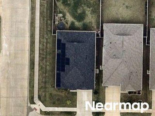 Lombard Ln