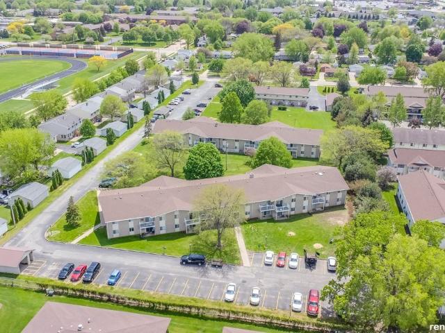 Lombard Ridge 2 Bedroom Apartment for Rent at 1750 1740 1750 Lombard Ave Oshkosh, WI 54902