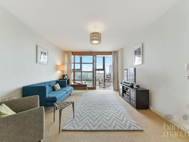 Lombard Road, London SW11, 1 bed flat to rent, £3,000 pcm | PrimeLocation