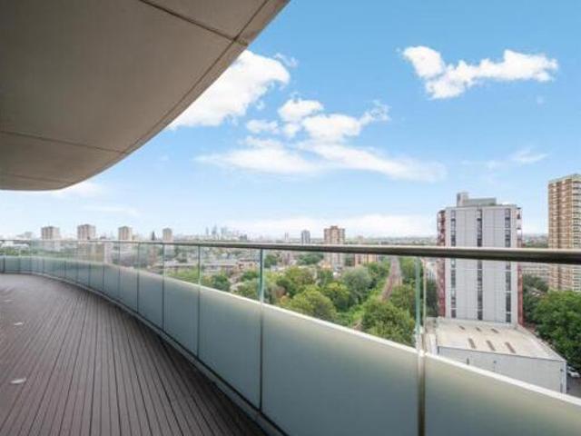 Lombard Wharf, Lombard Road, 2 Bedroom Flat