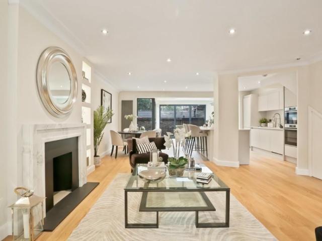 Lombardy Place W2, 4 bed detached house to rent, £12,000 pcm | PrimeLocation
