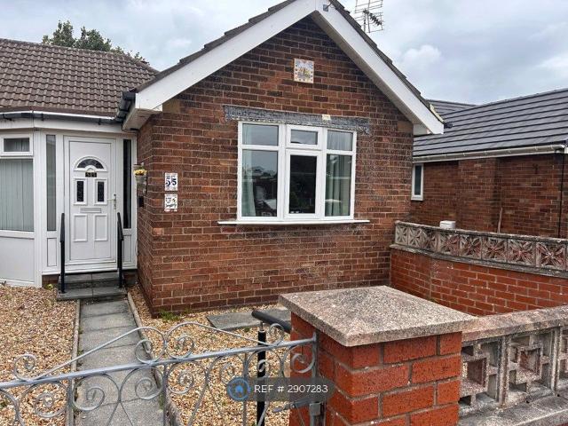 Lomond Avenue, Lytham St Annes FY8, 2 bed bungalow to rent, £1,090 pcm | PrimeLocation