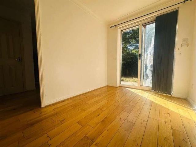 Lomond Way, Nuneaton, CV10