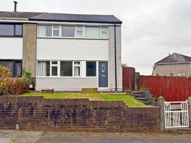 Lon Yr Awel, Pontyclun, 3 Bedroom Semi detached