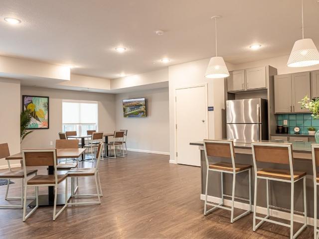 Londin Crossing 2 Bedroom Apartment for Rent at 2501 Londin Ln E, Maplewood, MN 55119 Maplewood Oakdale