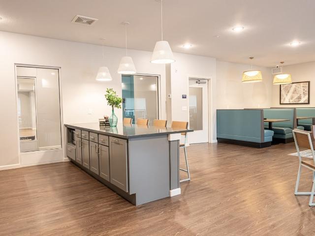 Londin Crossing 2 Bedroom Apartment for Rent at 2501 Londin Ln E, Maplewood, MN 55119 Maplewood Oakdale