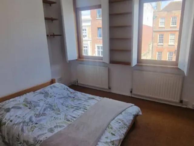 Londis, 207 207 Hoxton Street, London, N1 6RA, United Kingdom | 1 bed apartment for rent #144943594 | Rentberry