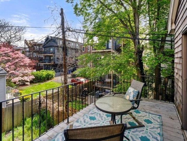 London Ct, Boston, Home For Sale