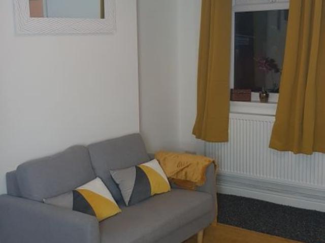 London B66, Room to rent, £350 pcm | PrimeLocation