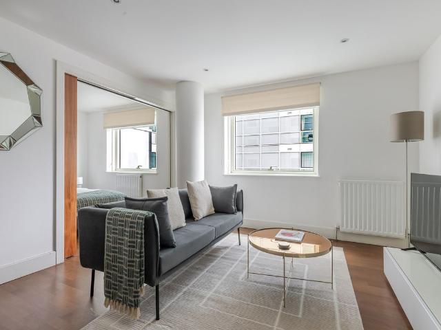 London Borough Of Tower Hamlets E1, 1 bed flat to rent, £2,640 pcm | PrimeLocation